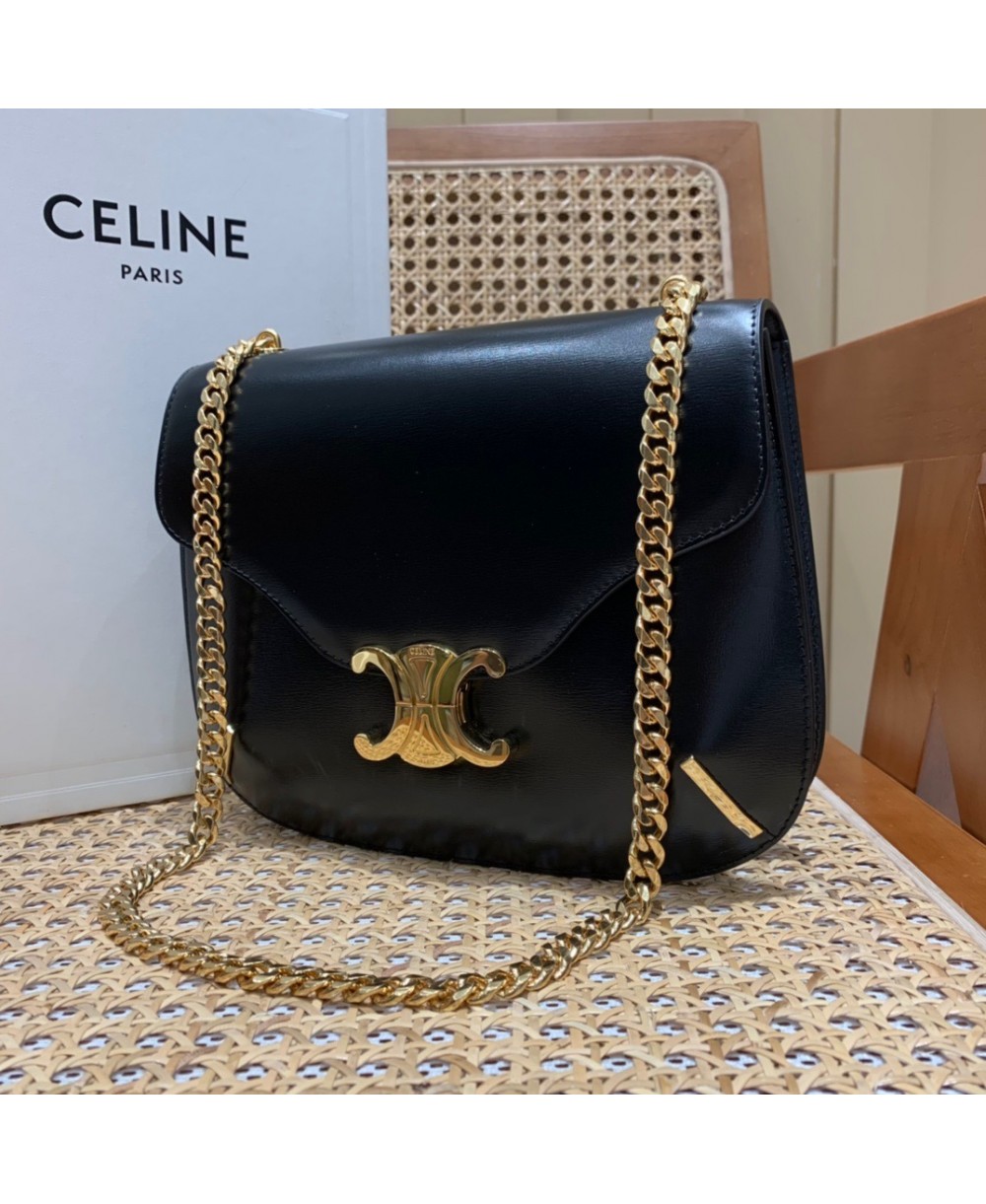 CELINE CHAIN BESACE TRIOMPHE IN SHINY CALFSKIN